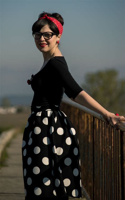 Miss Green Easy DIY Halloween Costume Modern Pin Up Girl