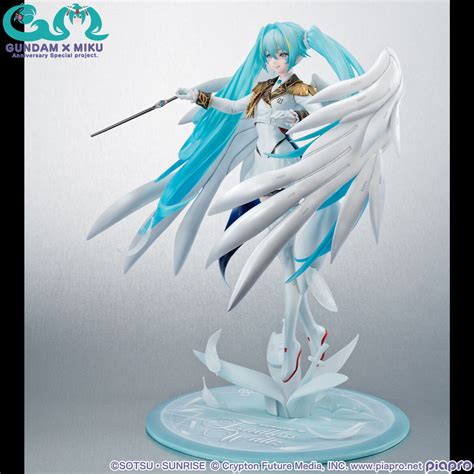 Figurine Hatsune Miku X Wing Gundam Zero Mobile Suit Gundam 45th Anniv