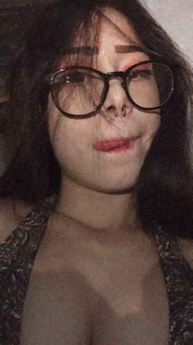 Selfie Seduce  Selfie Seduce Flirt Discover And Share S