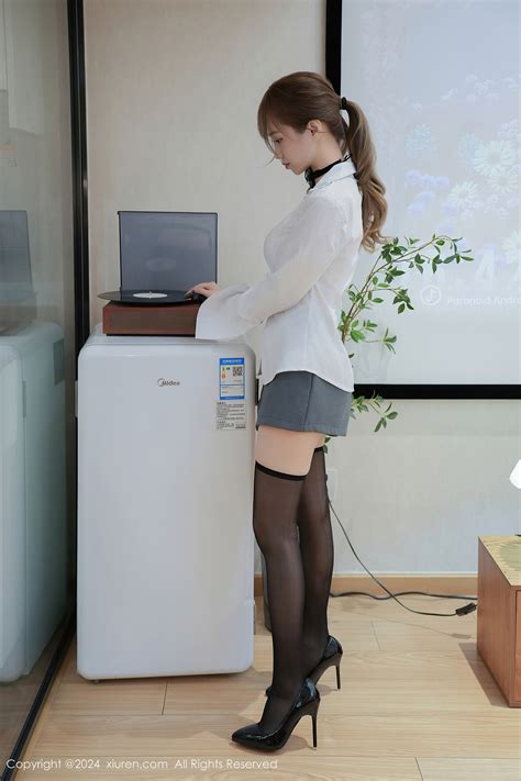 Xiuren秀人网 No8609 甜白酱 黑丝美腿 微图坊