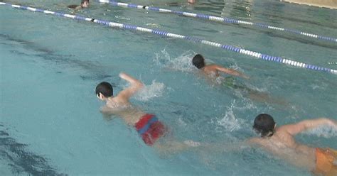 Många I årskurs Sex Klarar Inte Kraven I Simning Svt Nyheter