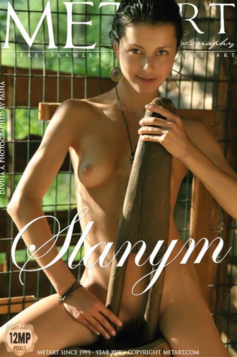 Divina A Sati Slanym Metart