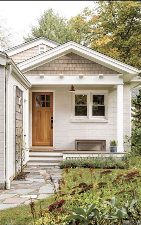 Pin By Maggie Barnes On Lake House Bungalow Exterior Small House