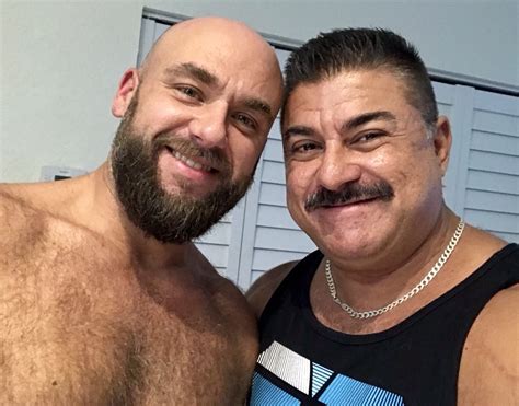 Tim Sullivan On Twitter Woof My Kinda Guy 😍😘…