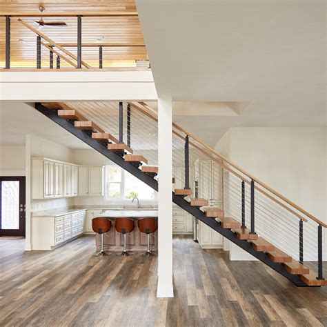 Design Indoor Plexiglass Wooded Floating Steel Structure Staircase Steel Structure Staircase