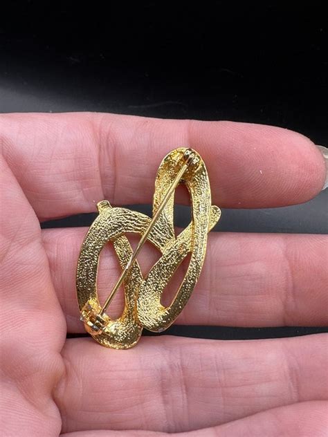 Vintage Letter B Initial Pin Gem