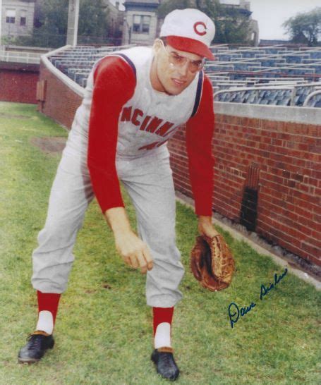 Autographed Dave Sisler 8x10 Cincinnati Reds Photo Main Line Autographs