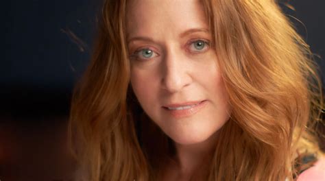 Susannah B “talkin To Myself” Song Premiere • Chorus Fm