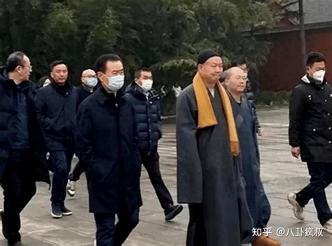 王健林暴瘦考察寺庙，王思聪与女网红深度交流！ 知乎