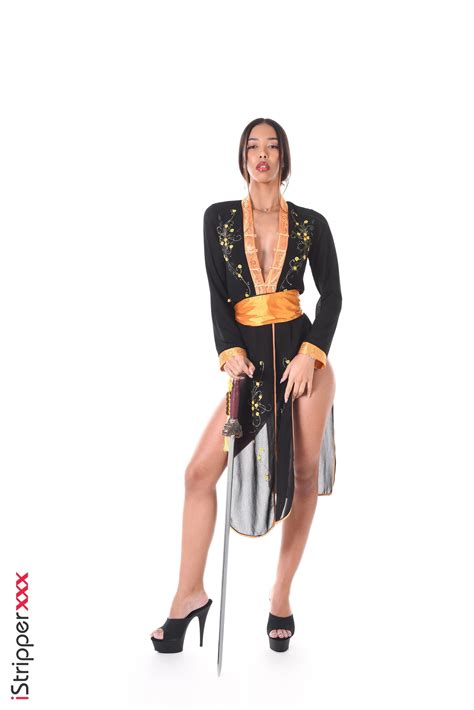 Lia Lin Show Me Your Sword Istripper