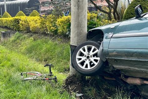 General R Rodolfo Palomino Se Accidentó En Su Bicicleta Al Ser Chocado Por Un Carro Infobae