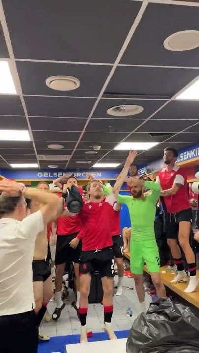 ზეიმი გასახდელში 🔥 Georgia Portugal Euro24 Euro2024 Kvara Mikautadze საქართველო ევროპა