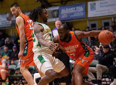 In Return From Car Accident Deon Lyle Paces Patroons Win