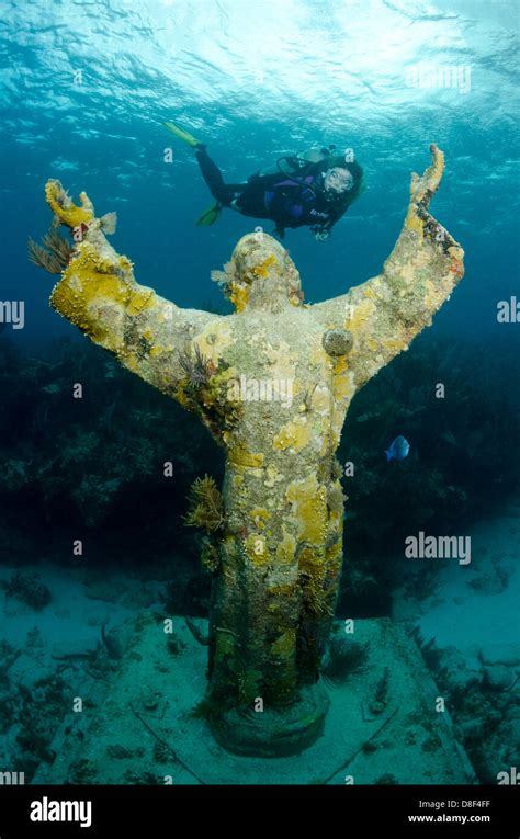 Underwater Jesus Statue Key Largo At Johnny Moe Blog