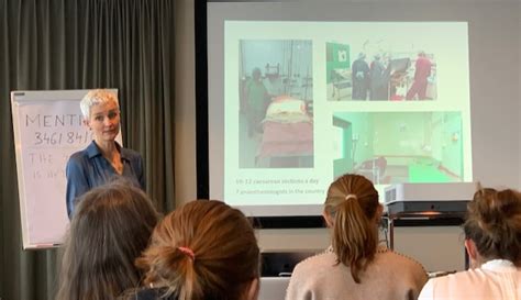 Anesthetists Specializing In Obstetric Anesthesia Practice External Aortic Compression