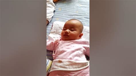 这么小的宝宝做梦的时候会梦到什么呢？ Youtube