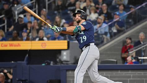 Mariners News Cal Raleigh Reveals Seattles Clubhouse Mvp