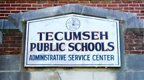 Mass Customized Learning Labeled A Failure That Exploits Students