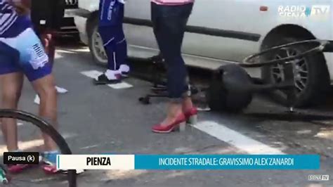 Alex Zanardi Le Immagini Del Grave Incidente In Handbike Foto Sky Tg24