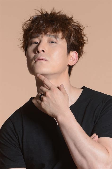 Instructor • 퀸실용음악학원입니다