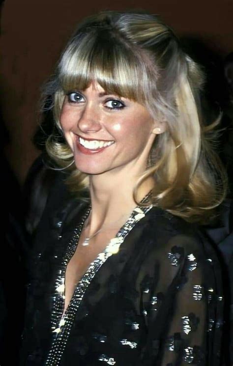30 Vintage Photographs Of A Young Olivia Newton John In The 1970s And