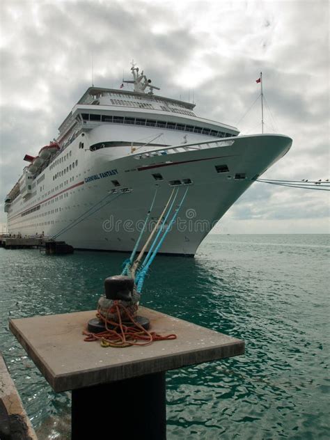 Cruise Ship Editorial Image Image Of Ship Watercraft 42050240