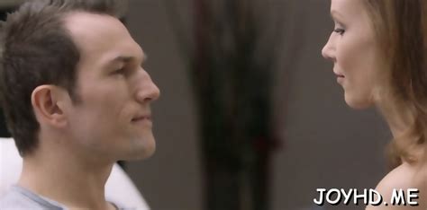 Raunchy Brunette Junia Enjoys Box Stretch Eporner