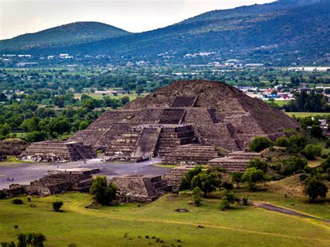 Zona Arqueológica De Teotihuacán