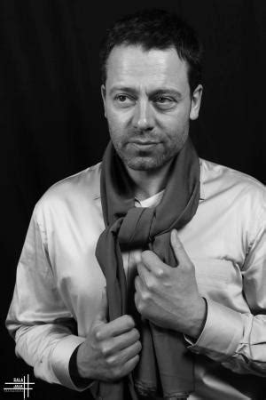 Profil De Laurent Delia Comedienbe