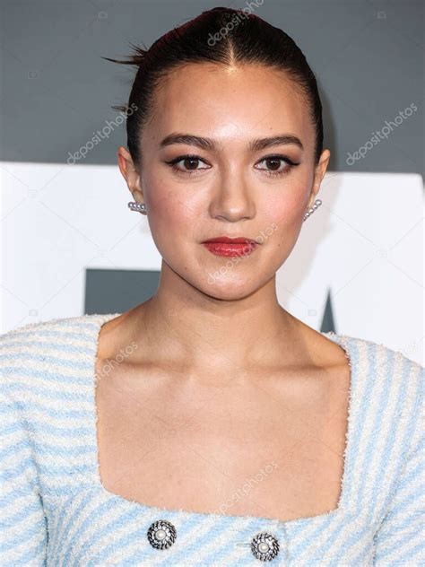 Rachel Marsh Llega Al Estreno En Los Ángeles De La Temporada 1 De