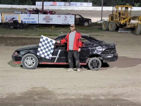 Hilltop Hot Rod Trailer Sales Mini Stock Feature Results 7 4 25 1 4 Tim Jensen 2 37 Ed