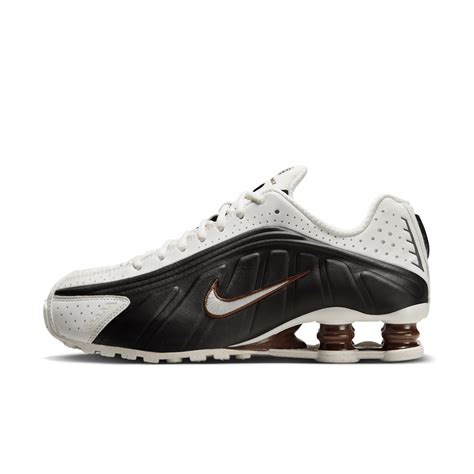 White Nike Shox Nike Se