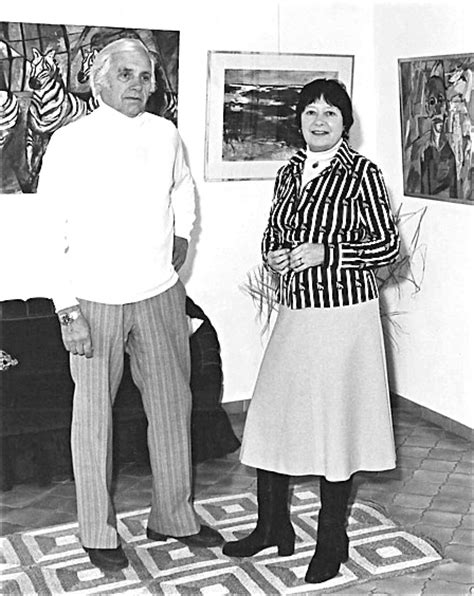 Gable Contemporary Jose Christopherson