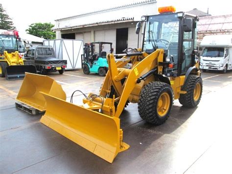 Yahoo オークション 2016年 タイヤショベル Cat 902c2 稼働1193時間