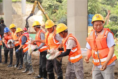 以练促防！广韶高速改扩建项目（南段）开展防汛联合应急 大练兵”南方网