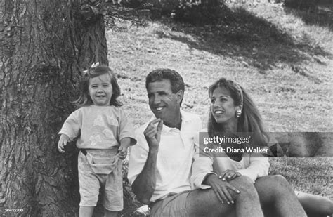 Fitness Guru Denise Austin W Husband Jeff And 21 Mo Old Daughter Kelly