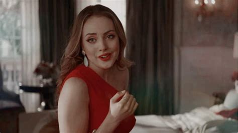 𝐌𝐀𝐂𝐊𝐄𝐍𝐙𝐈𝐄 𝐒𝐓𝐀𝐑𝐊 Wiki Marvel Amino