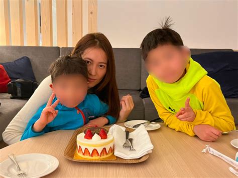 息子の自己肯定感が 暴落”2児の母・青木裕子が「大海を知らなくてもいい」と感じた理由（青木 裕子） Frau Edu