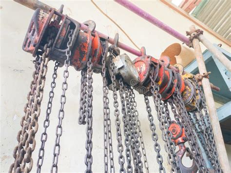 Chain Block Or Chain Hoist Hang And Dry After Cleaning And Oiling
