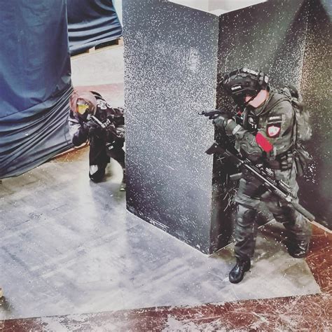 Speedqb Girl Vs Tacticool Guy R Airsoft