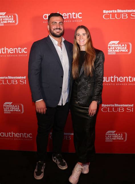 Sabrina Ionescus Partner Hroniss Grasu All About The Nfl Player