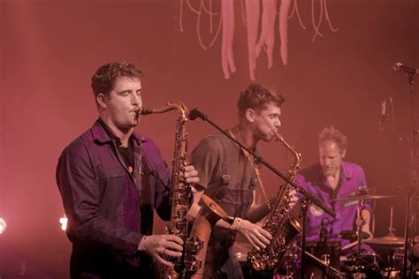 Azmari Dans Le Courant Jazzmania