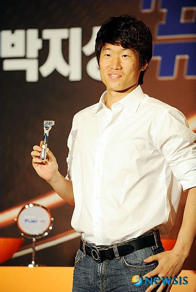 질레트 100년 역사상 한국인 최초 모텔로 선정된 박지성