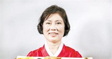 비즈스토리 동태전·새우전 등 9가지 모둠 포장맛의 장인이 직접 부쳐 더 맛있어요