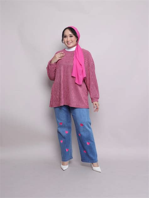 Nira T Shirt Raycha Closet