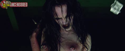 Roxy Saint Nude Pics Page 1