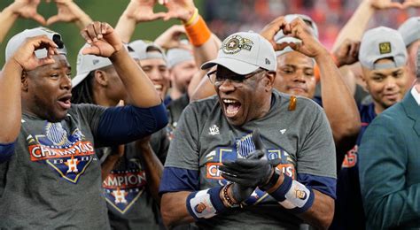 For Dusty Baseball World Salutes Dusty Baker Astros On World