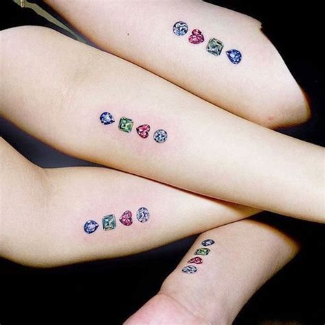 Los 5 Mejores Tatuajes Para Cuatro O Mas 🖤 【lo Mejor De 2025