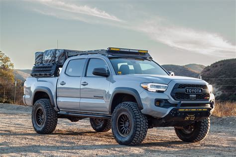 Lifted Tacoma Rough Country 35 Lift Kit 2024 Toyota Tacoma