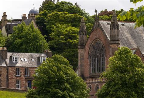 What Is The ‘curtilage Of A Listed Building In Planning Law Tozers